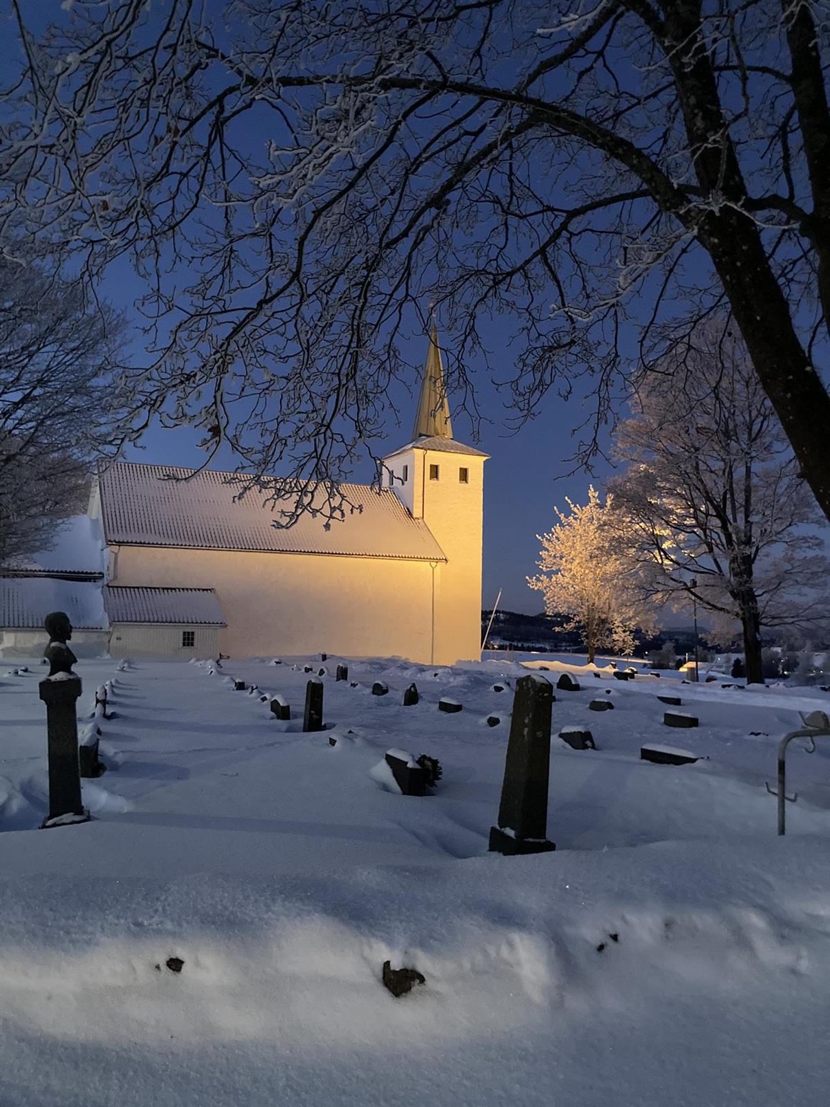 skjee-kirke-og-kirkeg-rd-sandefjord-kommune
